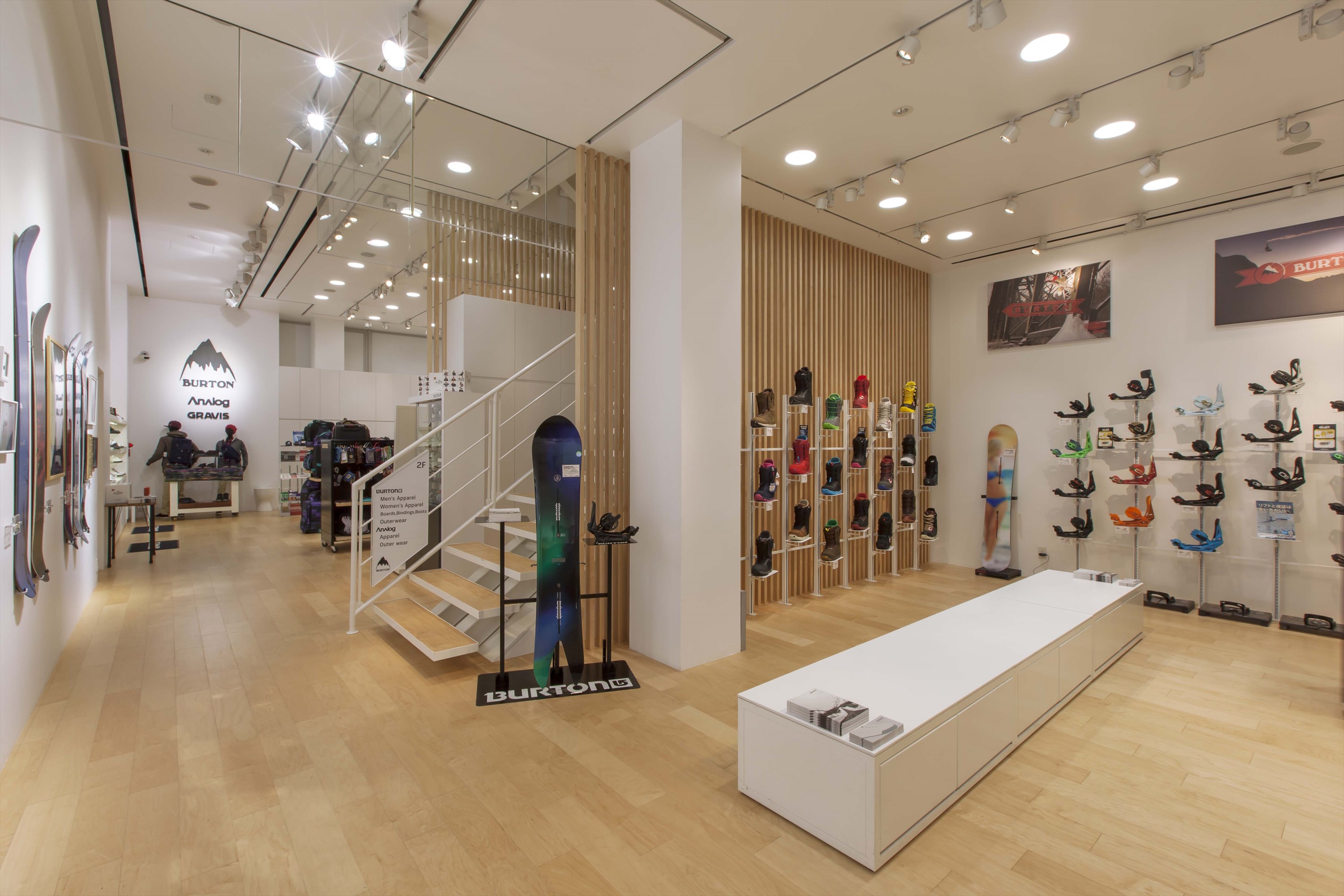 BURTON FLAGSHIP STORE TOKYO #2 | 実績紹介 | sync株式会社